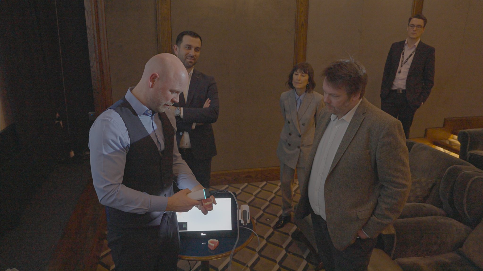 Lighting the way: Align launches Itero Lumina scanner - Dentistry