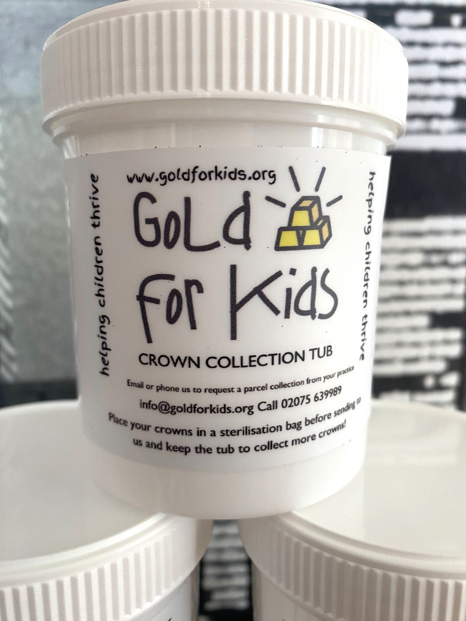 Gold for Kids collection pot - Dentistry.co.uk